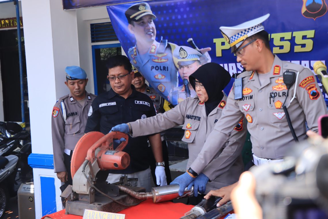 14 Hari Operasi Patuh Candi 2023, Pelanggaran Lalu Lintas Di Kota Pekalongan Didominasi tidak ...