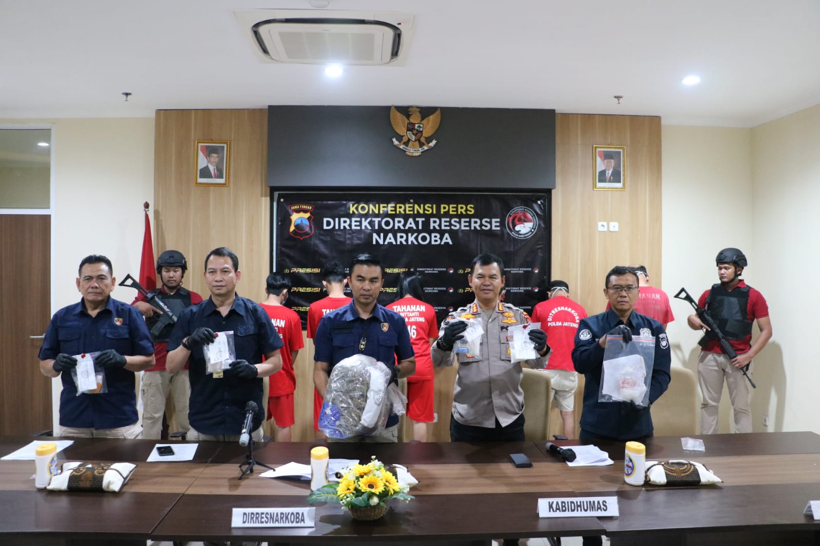 Polda Jateng Amankan Ratusan Tersangka Peredaran Narkoba Selama Agustus 2023 - Tribrata News ...